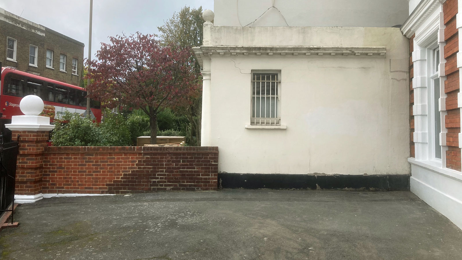 Green Goddess: Blackheath Standard bank to become bar after councillors ...
