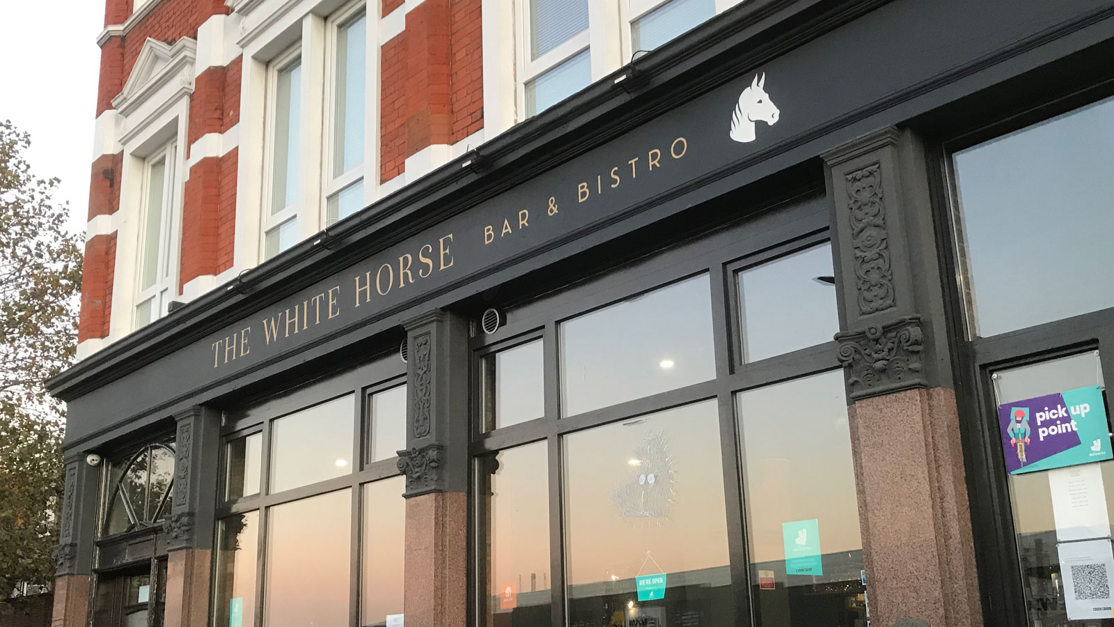 Charlton’s White Horse pub closes tonight after bedsit plan goes ...